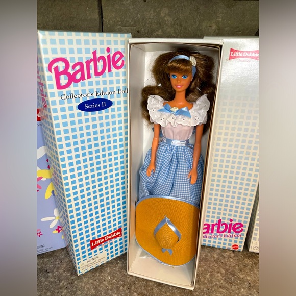 Barbie | Toys | 995 Little Debbie Barbie Vintage Series Ii Collectors ...